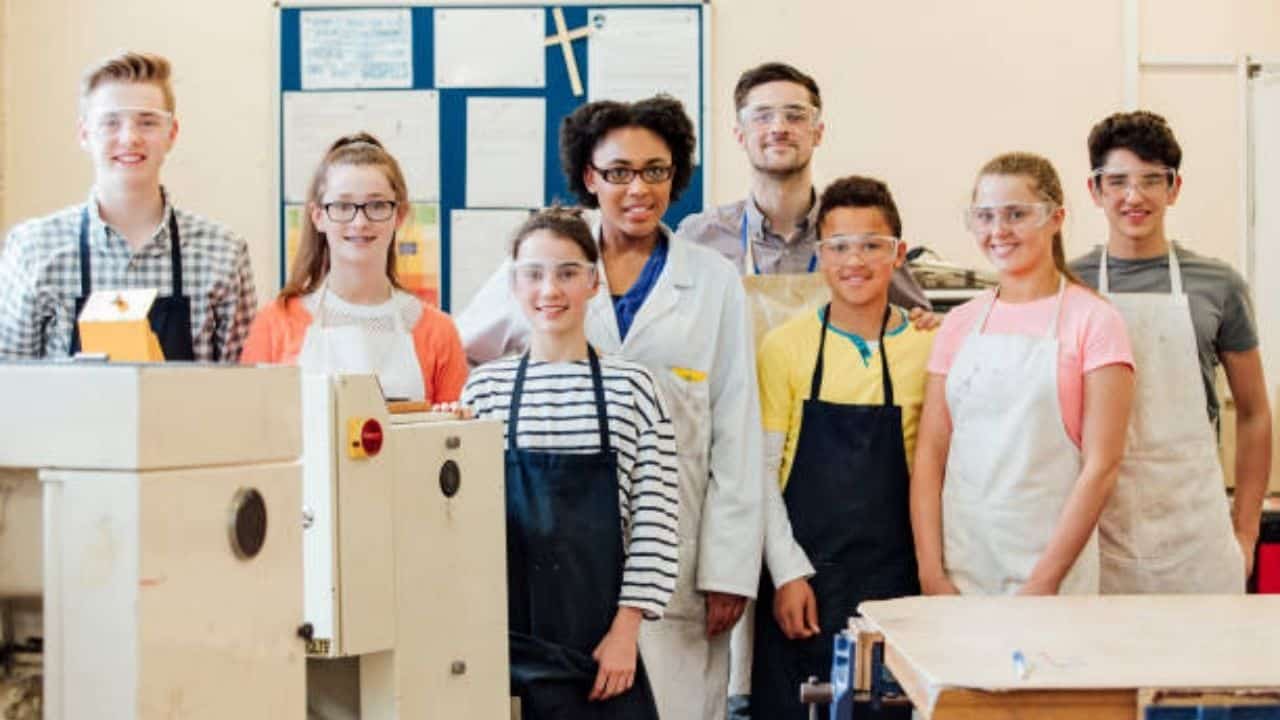 Best Trade Schools In The World 2023 How To Apply Programs
